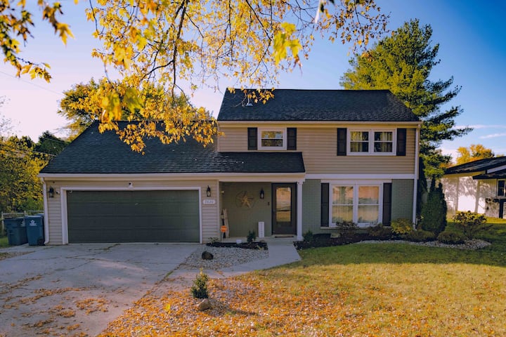 [4-br/sleeps 12] Family & Friends Home In Indiana - Fort Wayne, IN