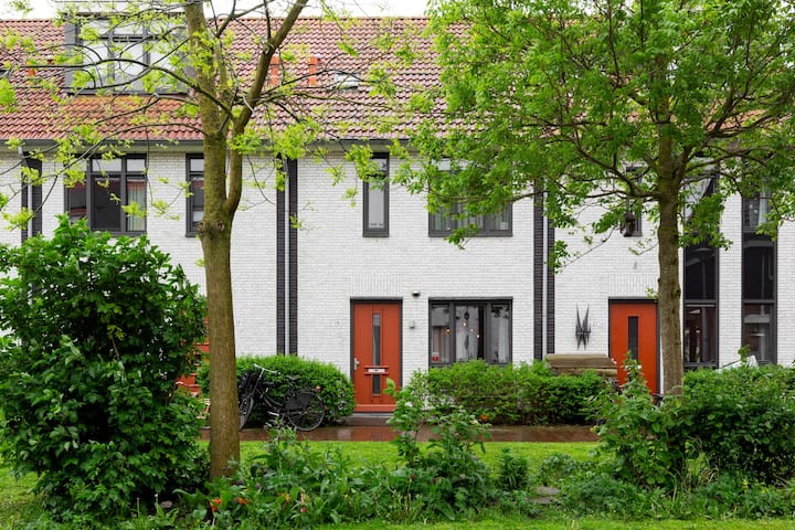 Familiehuis Met 3 Slaapkamers & Gratis Parkeren - Amsterdam