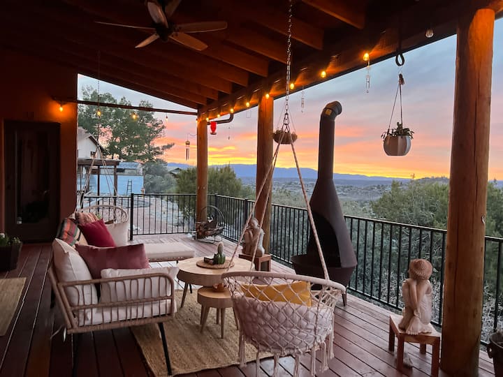Gypsy Treasures Inn With Hot Tub - Camp Verde, AZ