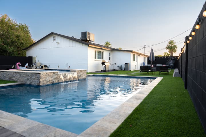 Diamond Desert Escape-pool*hot Tub*firepit - Scottsdale, AZ