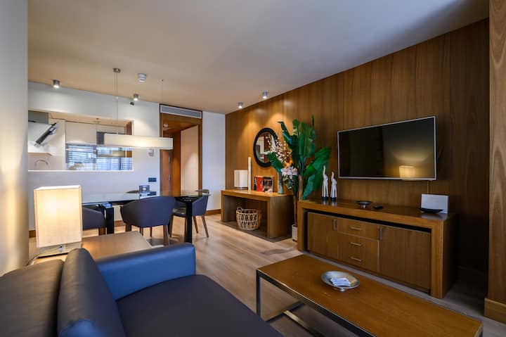 Charming Apartment Near Castellana And Bernabeu - Madrid