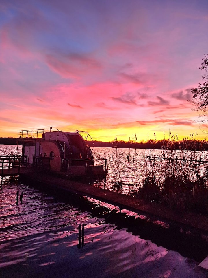 Luxuriöses Hausboot An Der Berliner Oberhavel - Hennigsdorf