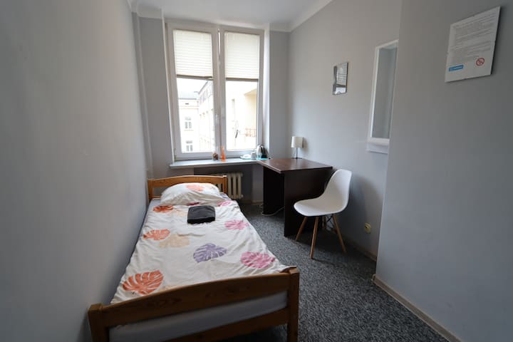 Fantastic Waw - M3 Room 8 - Warsaw