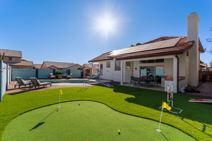 Lux Backyard, Pool, Billiards Near Peoria Sports - Glendale, AZ