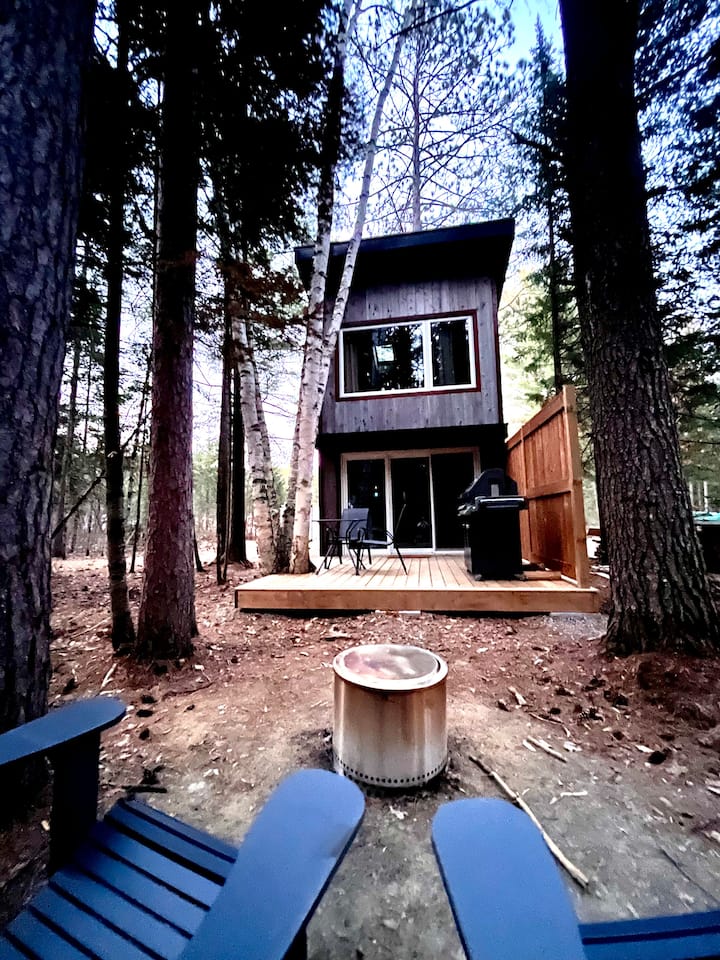 Cozy Cabin On Oxtongue River; Heron Cottage - Algonquin Provincial Park