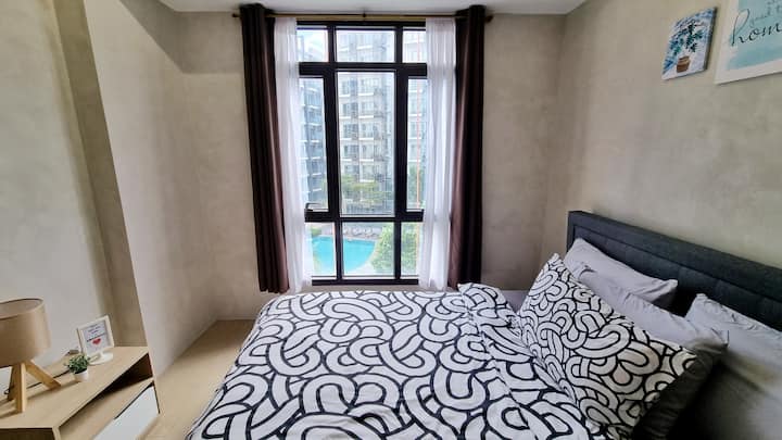 Jamynn One Bedroom Suite Across T3 - Pool View - Aéroport Ninoy Aquino (MNL)