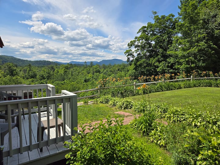 Amazing Mountain Views In Intervale - Cinderella's Castle, Intervale