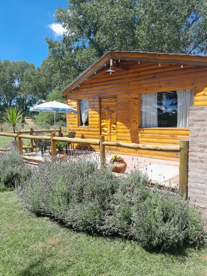 Cabañas Cuncumen En Tandil - Tandil