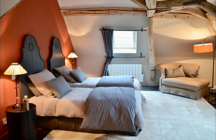 Suite à L’étage Parcival - Noailles