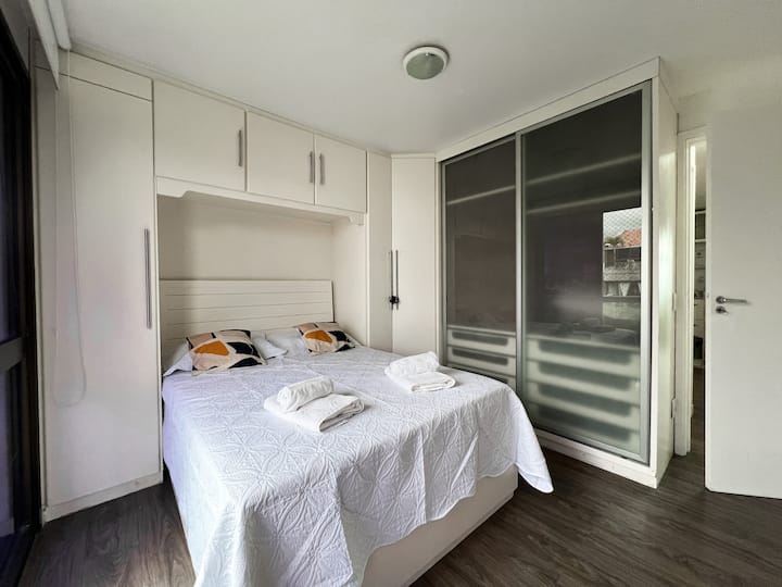 Apto Frente A Praia | Piscina, A/c + Garagem - Rio de Janeiro