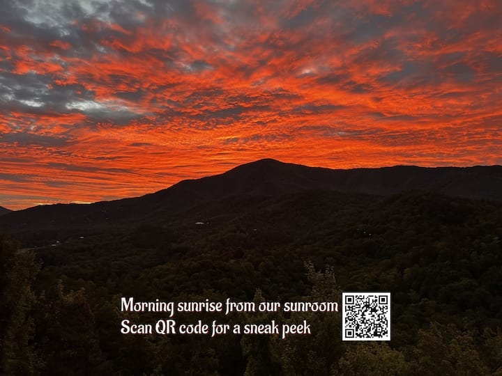 Mountain & Valley View, This Is Your Place - Townsend, TN