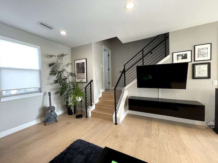 Private Bedroom/bath In Spacious Modern Townhouse - Littleton, CO
