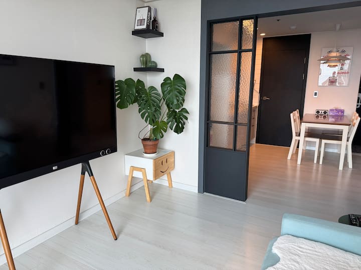 [부산 다대포]낙조 House#다대포해변 도보10분#일몰 명소#아미산 전망대#고우니 생태길 - Busan