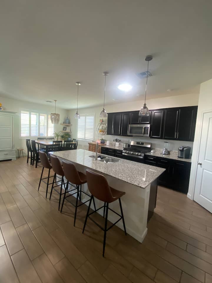 Quaint And Cozy! - Peoria, AZ