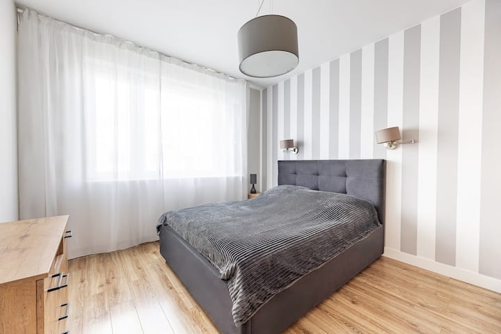 Fajny Apartament Z Parkingiem, Obok Metra. - Warsaw