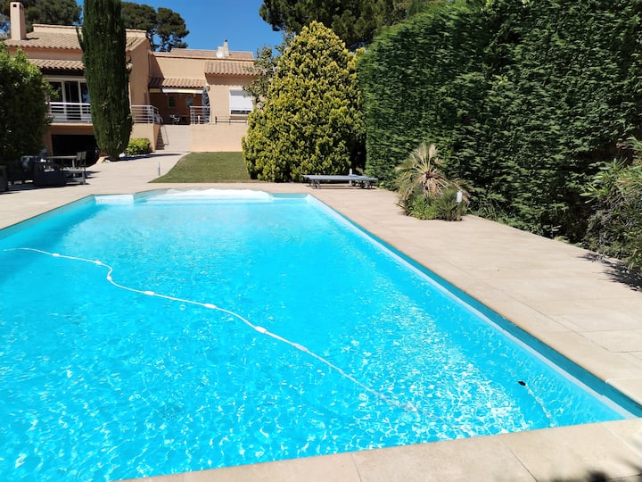 Villa Piscine Jardin Proche Plages Et Calanques - Le Rove