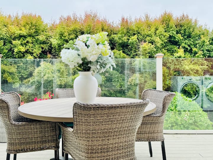 Sky View Terrace Downtown- Private-walk Everywhere - Santa Barbara, CA