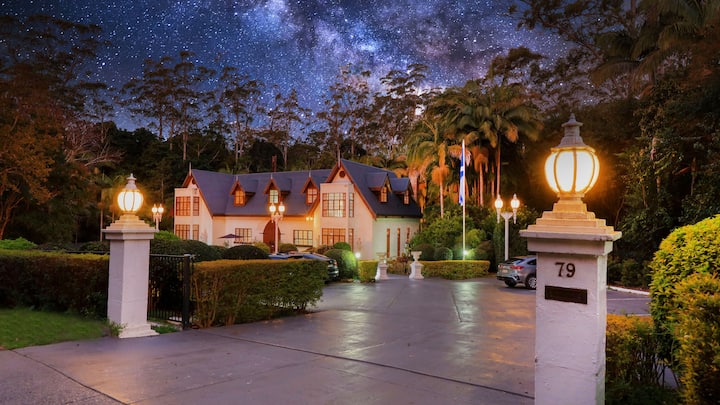 Executive King Spa Room - Tamborine Mountain