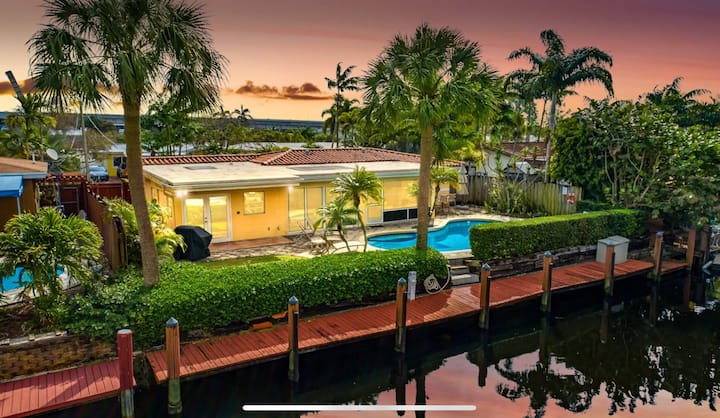 Luxury Waterfront 3 Bed 3 Bath Home, Heated Pool - Fort Lauderdale