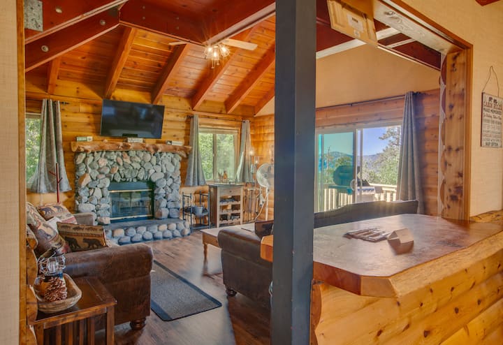 Moonridge Favorite W/ Valley Views & Open Concept - Sugarloaf, CA