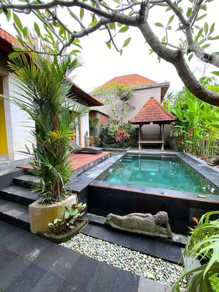 Ubud Mahayoni-magical Sunrise-2br-private Pool - Gianyar
