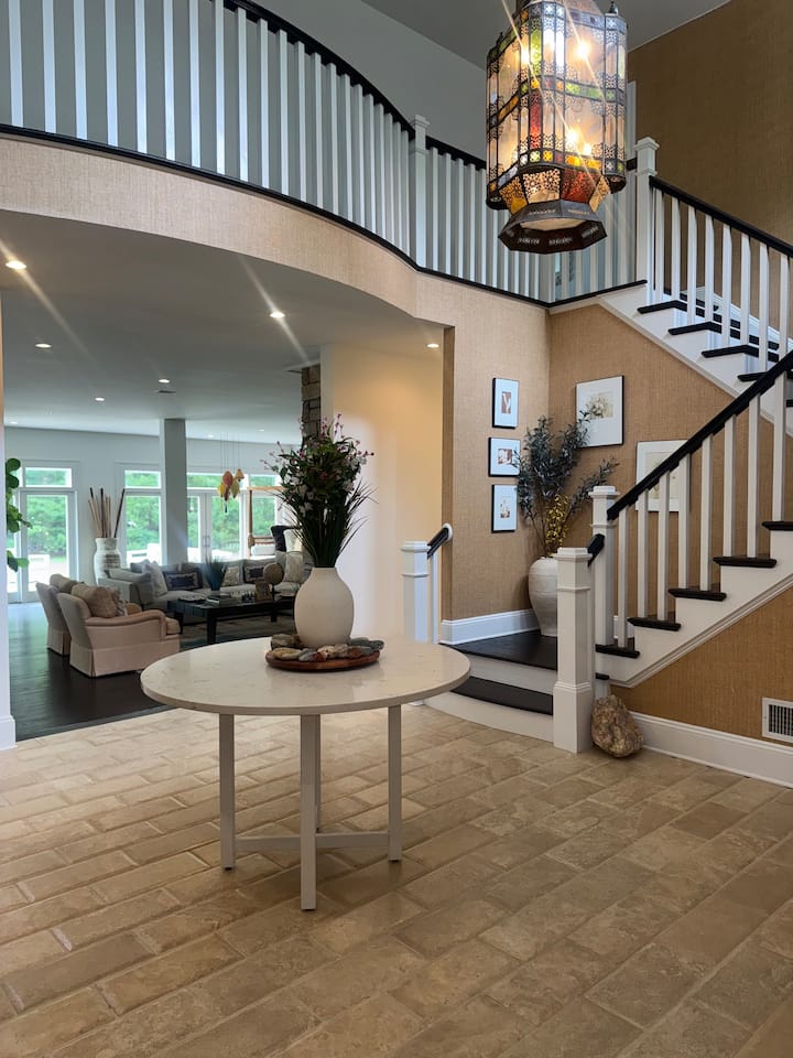 Wainscott- South Of Highway Home! - East Hampton, NY