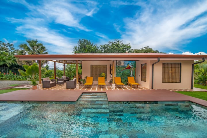 Casa Oasis La Fortuna 100mb Wifi & Private Pool - Costa Rica