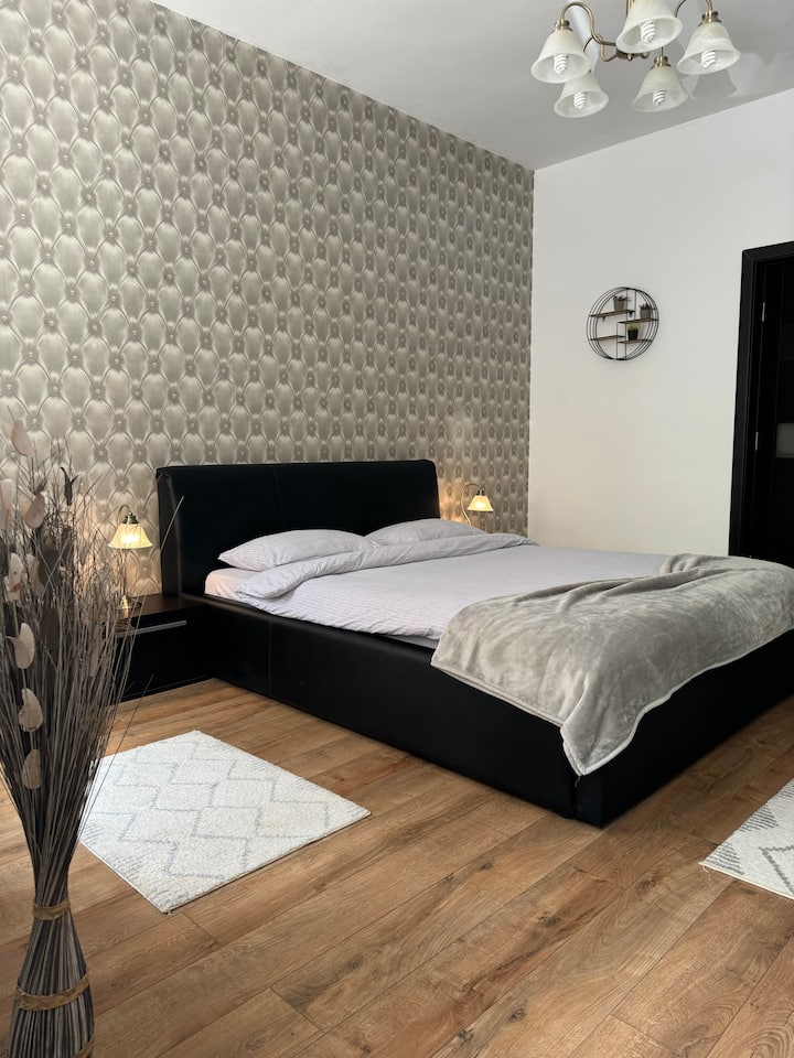 Ada's Luxury Apartment - Old City - Brașov