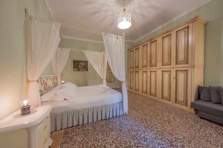 Appartamento Sul Lungarno A Pochi Passi Dal Centro - Pisa