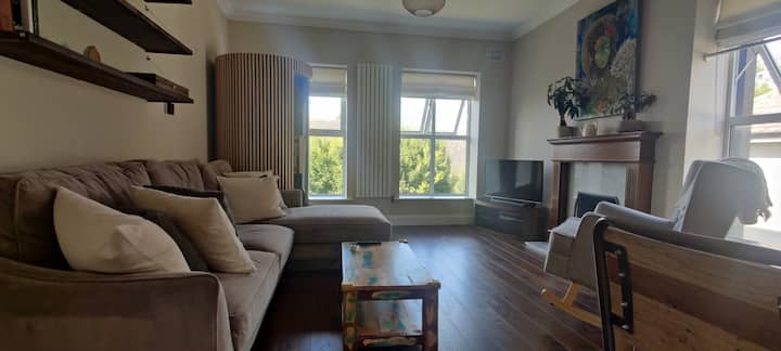 Lovely 1 Bed Apartment Close To City Centre -