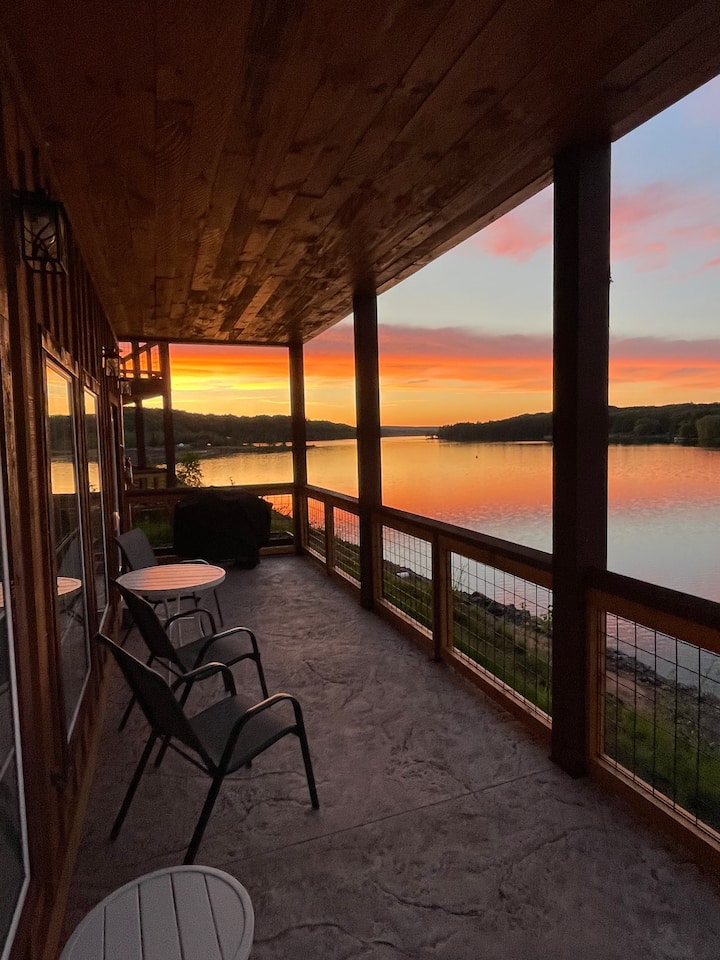 Canal View Trailside Cabin 23a - Houghton, MI