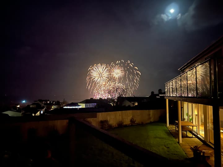 Stunning House In St Ives With Sea Views & Parking - St Ives