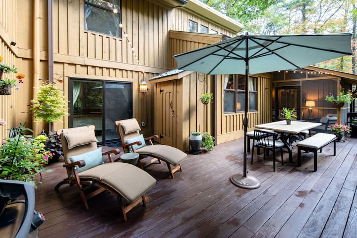 The Sapphire Jewel Box - Cashiers, NC