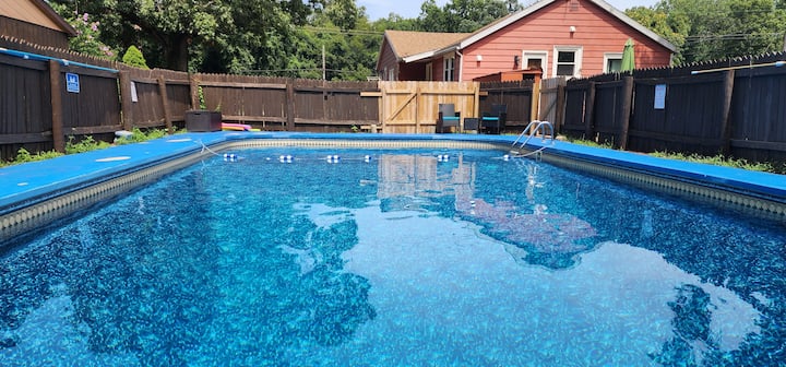 Home Near The Lake With An Inground Pool - Michigan Township