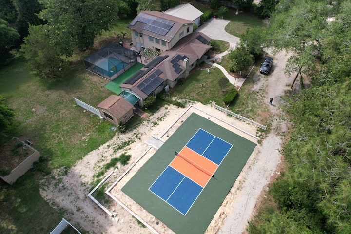 Majestichouse With Swimming Pool, Pickleball Court - Gainesville, FL