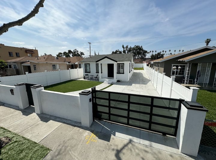 2-bedroom Vacation Home W/ Spacious Free Parking - Montebello, CA
