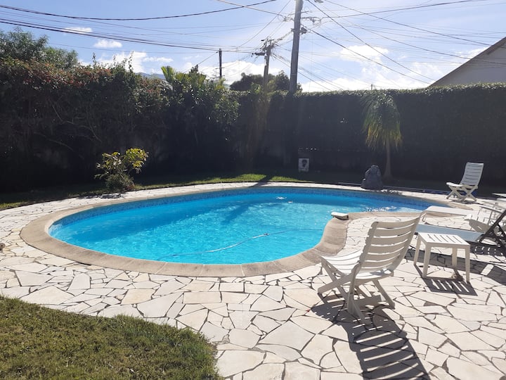 Afleurdelys  Appart à L'étage Avec Accès Piscine - Saint-Pierre