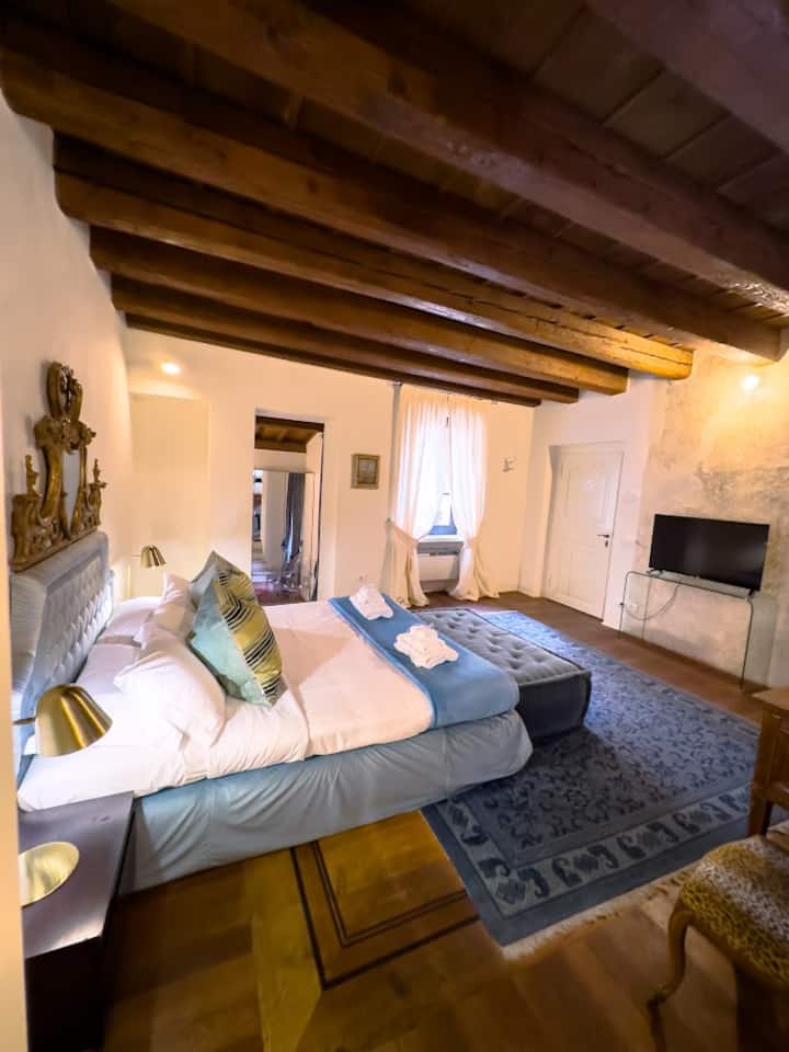 Truly Verona - Delle Erbe Suites - Verona