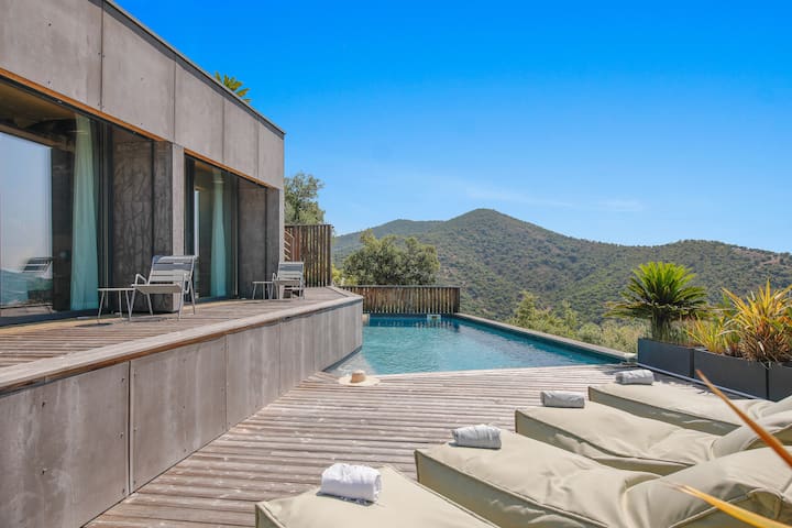 "Mélézia" : 10 Pers Vue Mer Piscine Pétanque - La Londe-les-Maures