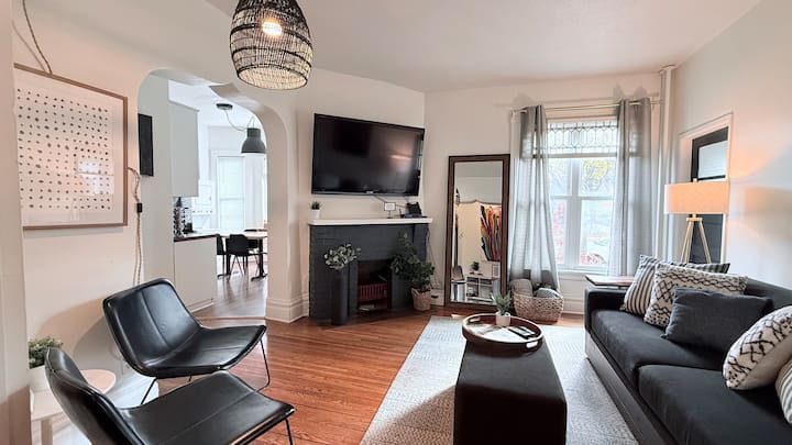 Heart Of Uptown -Revamped Historical Home - ミネアポリス, MN