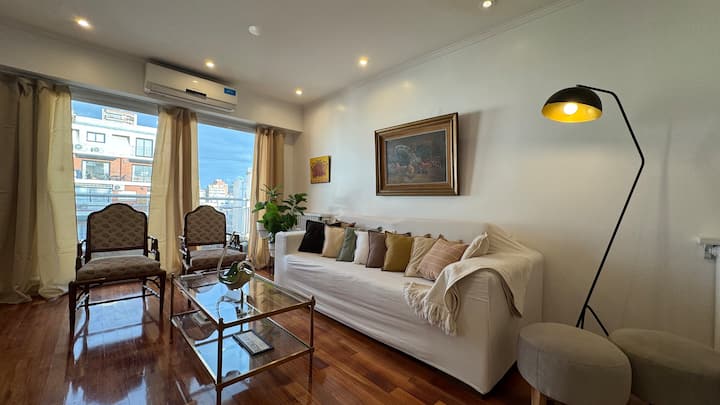 Lovely Sun Splashed 2 Bdrm & Recoleta @ Your Feet - Argentina