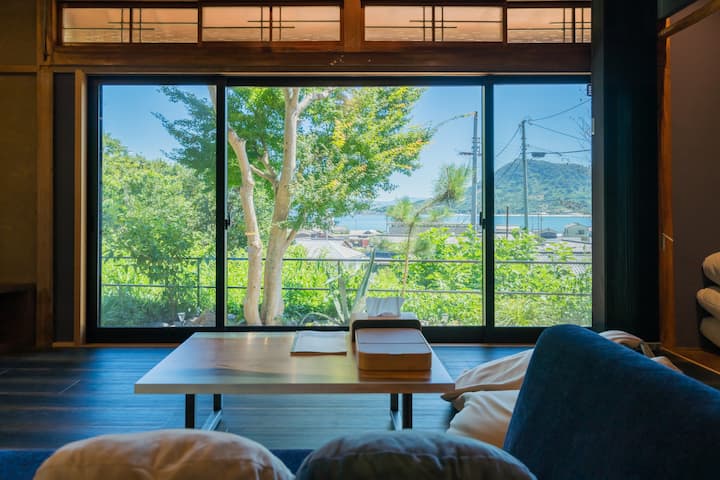 高浜港から15分。興居島の景色と風を感じながら少し非日常を味わえるお宿。1日1組限定。 - Matsuyama
