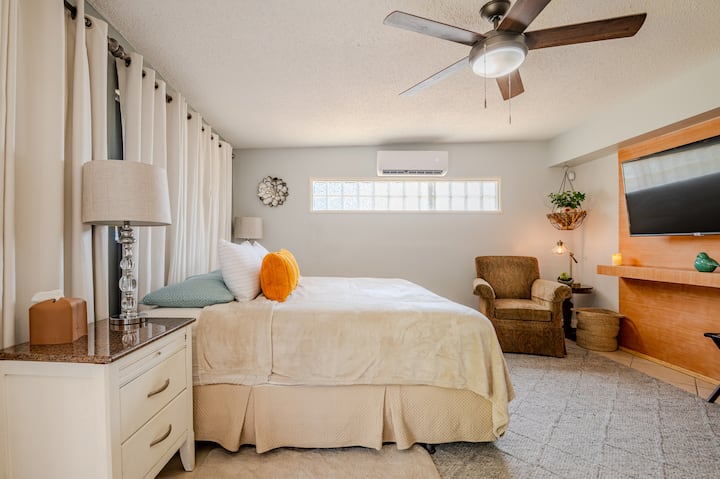 Relaxing Studio Near I 95 Inter Stated & Beaches. - Palm Bay, FL