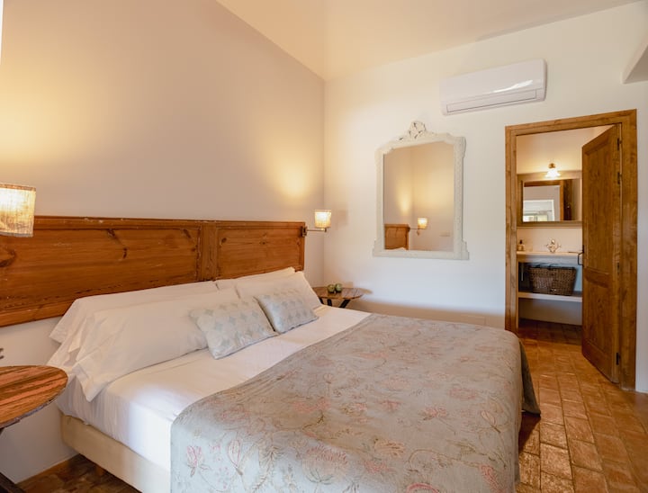 Habitación Superior Con Acceso Directo Al Jardín. - Girona