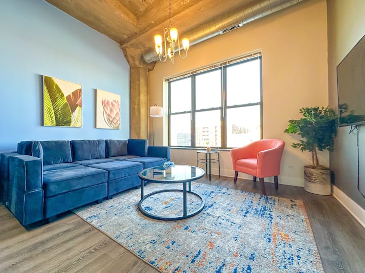 Mccormick 2b/2ba For Up To 8 Guests W Skyline View - Chicago, IL