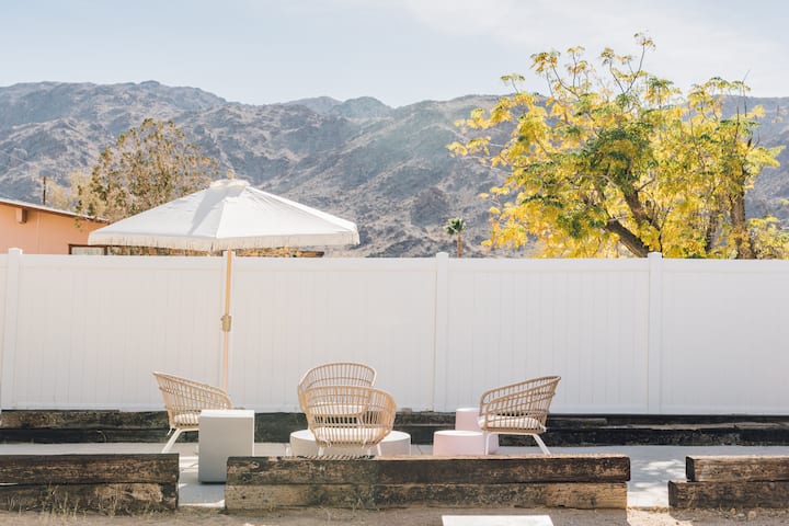 Casa Estrella- Chic Retreat Near Joshua Tree - Twentynine Palms, CA
