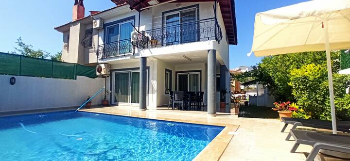 Dalyan Merkezde öZel Havuzlu, Garajlı, Bahceli - Dalyan