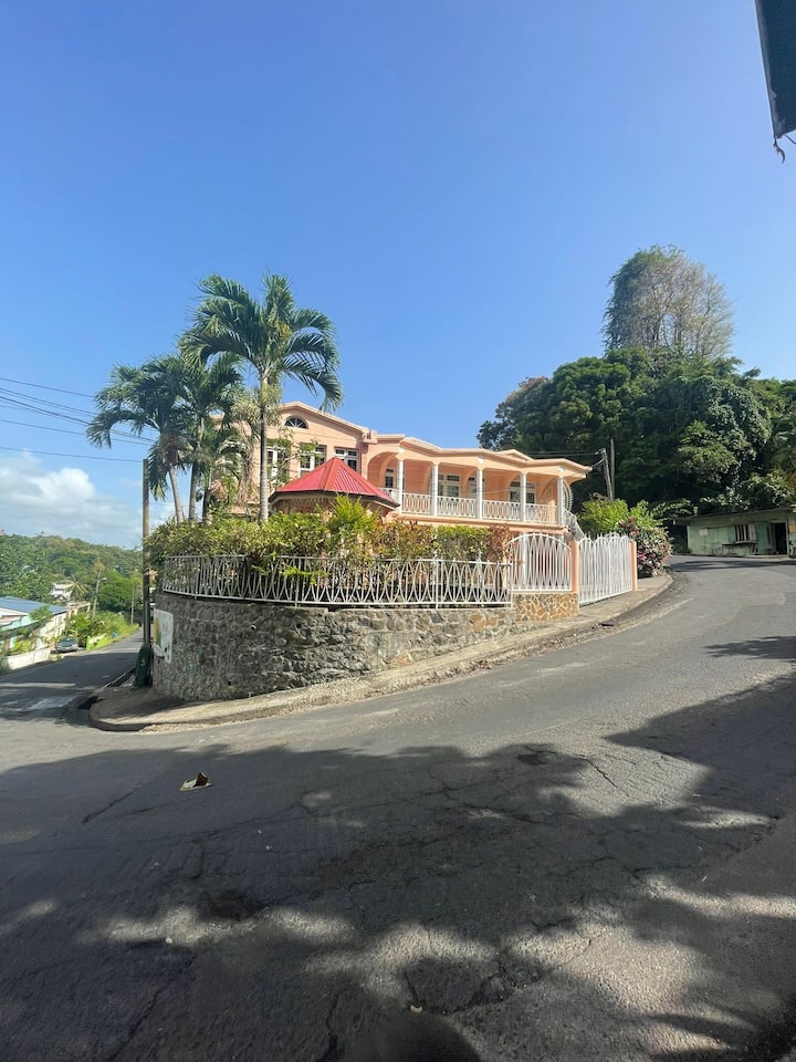 Corner Inn Guest House  Your Home Away From Home! - Dominica
