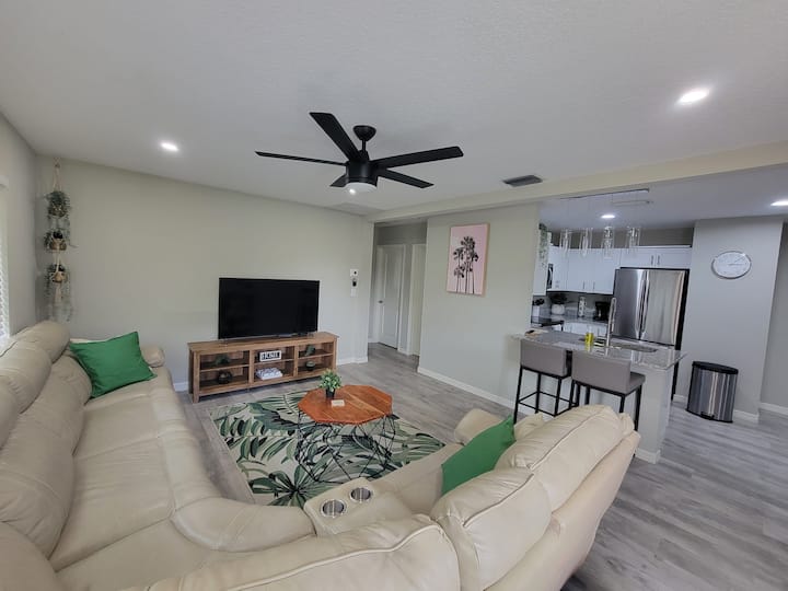 Family Oasis Near Ami/img/w Grill/ Monthly Rental - Bradenton, FL