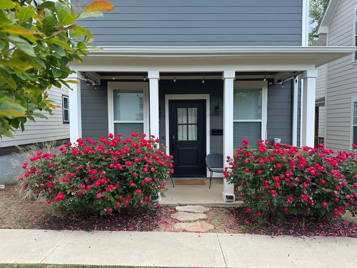 Cozy Cottage In Fayetteville! Close To Uark! - 페이엣빌